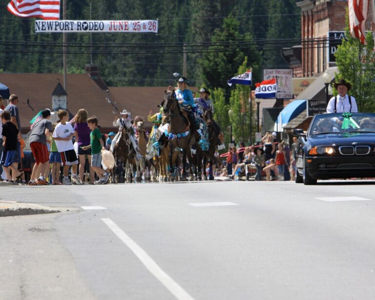 Discover Rodeo Lodging in Newport, WA - Your Perfect Stay!